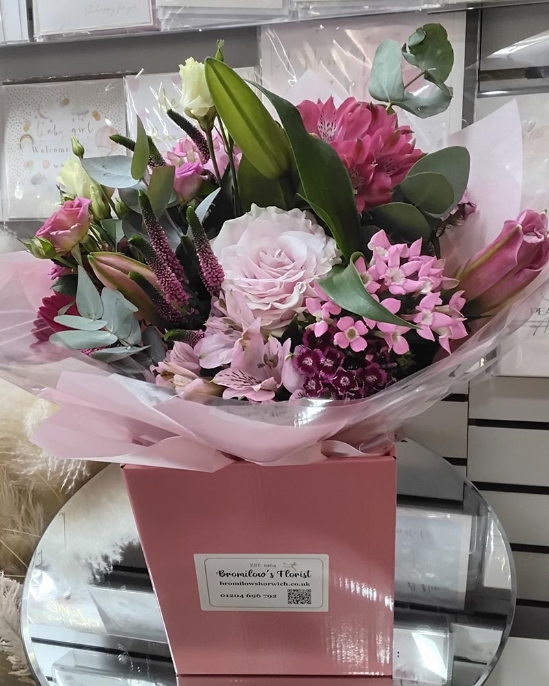 Bolton Florist - Flower Delivery by Bromilows